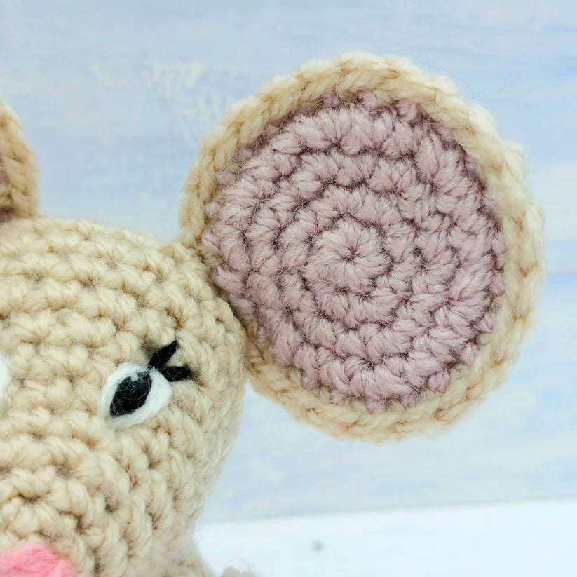 Wee Woolly Wonderfuls - Mabel Mouse Crochet Pattern – TheHandmadeElephant